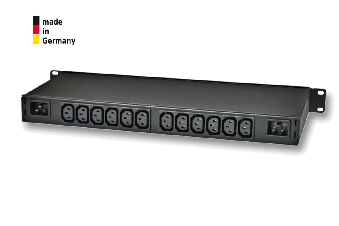 2x 6-fold switched and metered PDU - GUDE Systems