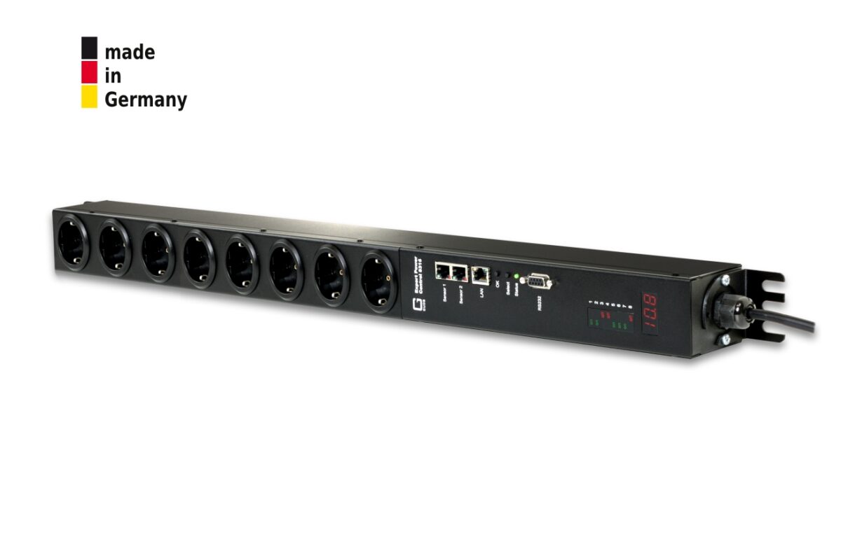 8-fold switched and metered PDU (vertical) - GUDE Systems